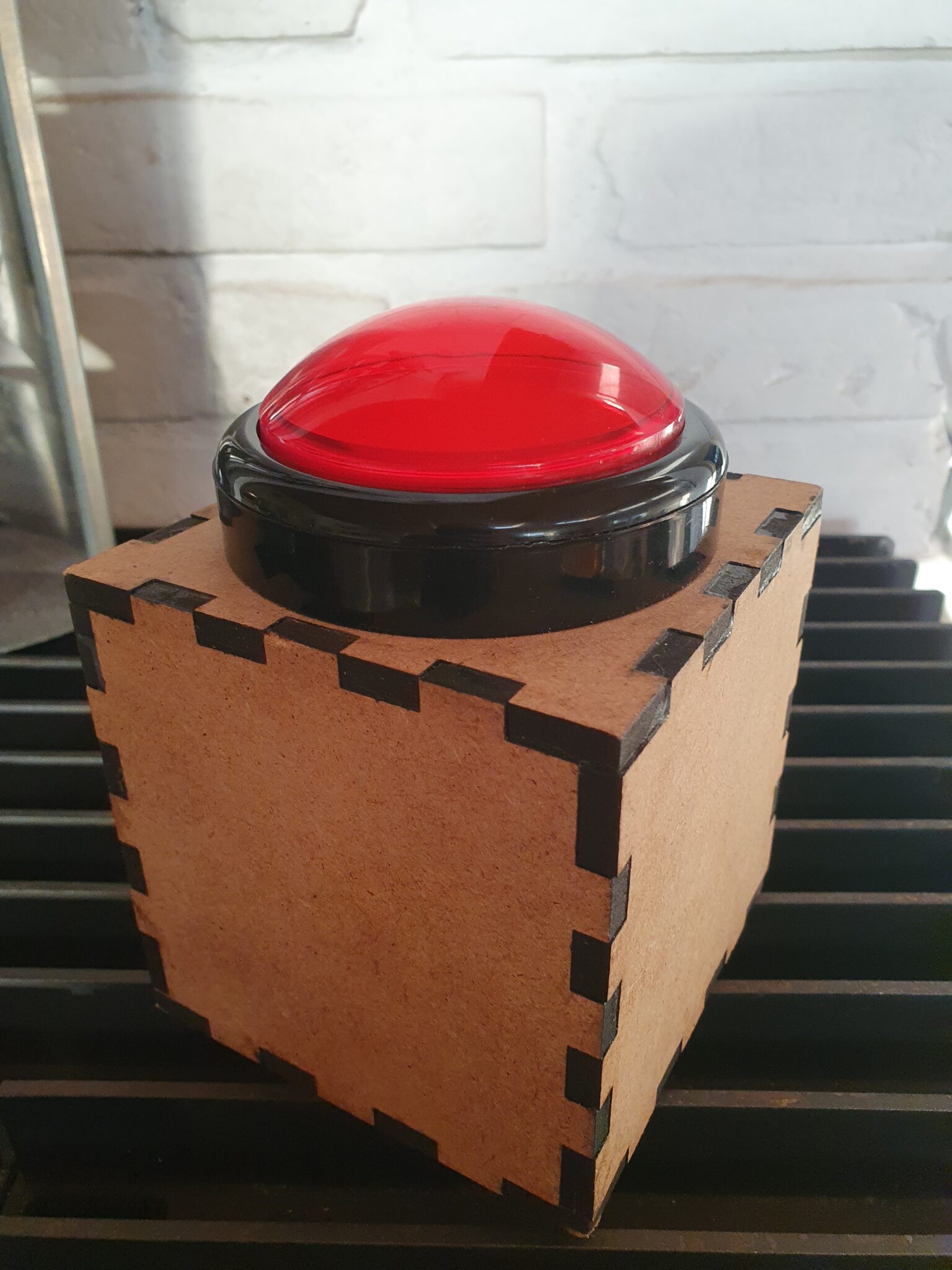 blog.smartere » Fantus-button part 2: the physical button build and the ...